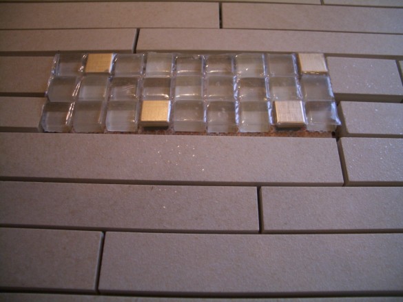 Setting different thicknesses of tile for inserts
